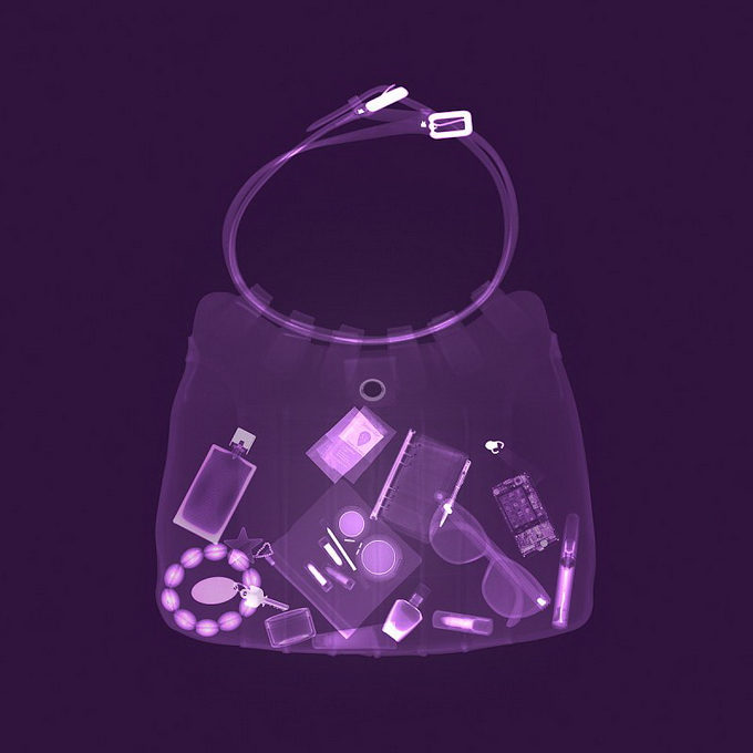 Objects Seen Through X-Rays - Internet Vibes