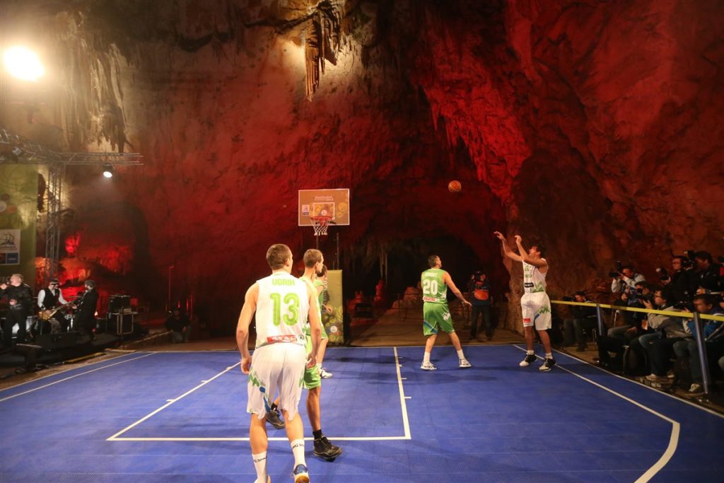 Basketball Places: Most Amazing Basketball Courts in the World