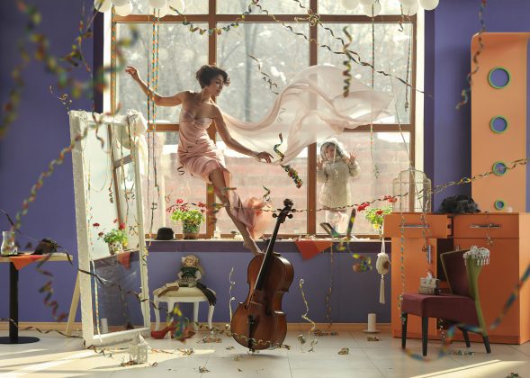 Freeze-Frame Creative Photography Ideas by Ravshaniya Azule