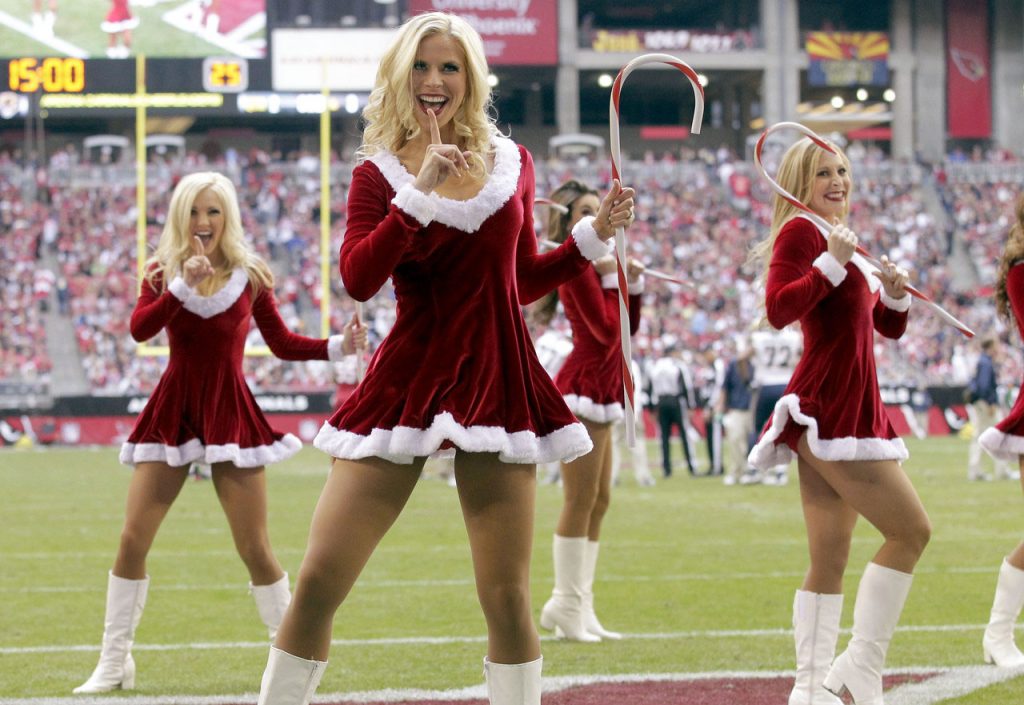 The Top 9 Gifts for NFL Fans This Christmas - Internet Vibes