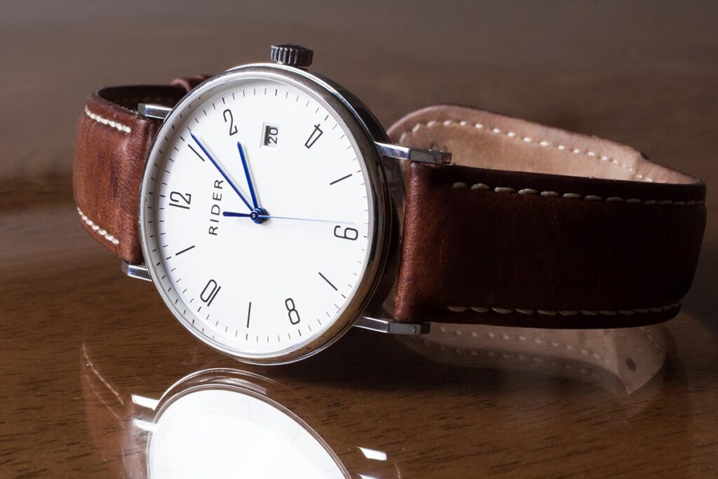 Strap In, Gents: Here's Your Ultimate Guide to Watch Strap Types!