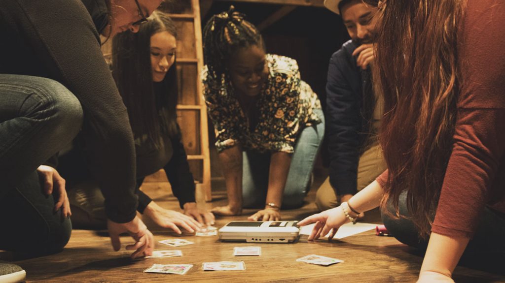 Friendship Fun: 5 Fun Things to Do with Friends at the Weekend