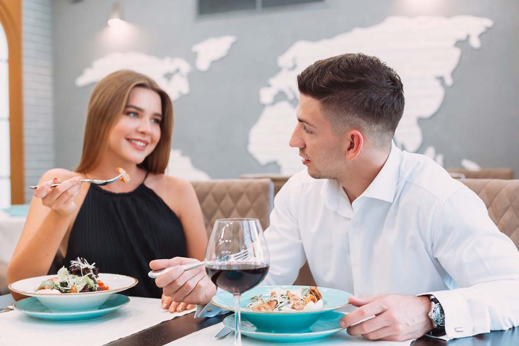 Looking for Love? New Rules of The Dating World - Singles Online Dating