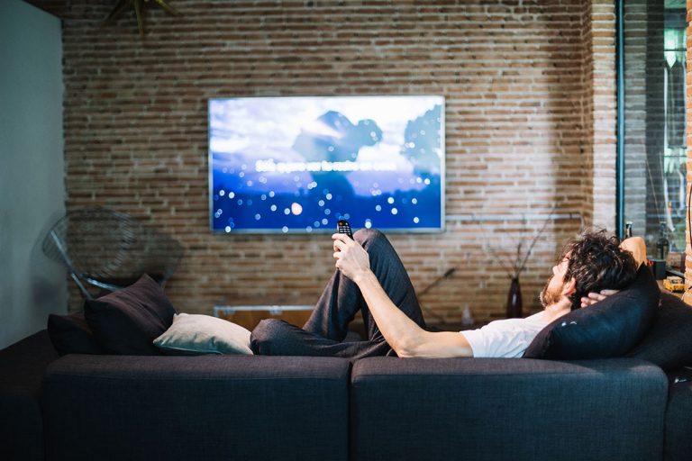 Broadband and TV Package: What You Need to Know - Internet Vibes