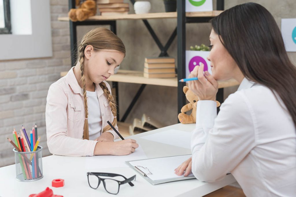 Art Careers: Jobs Jobs for Artists That Love Drawing - Internet Vibes