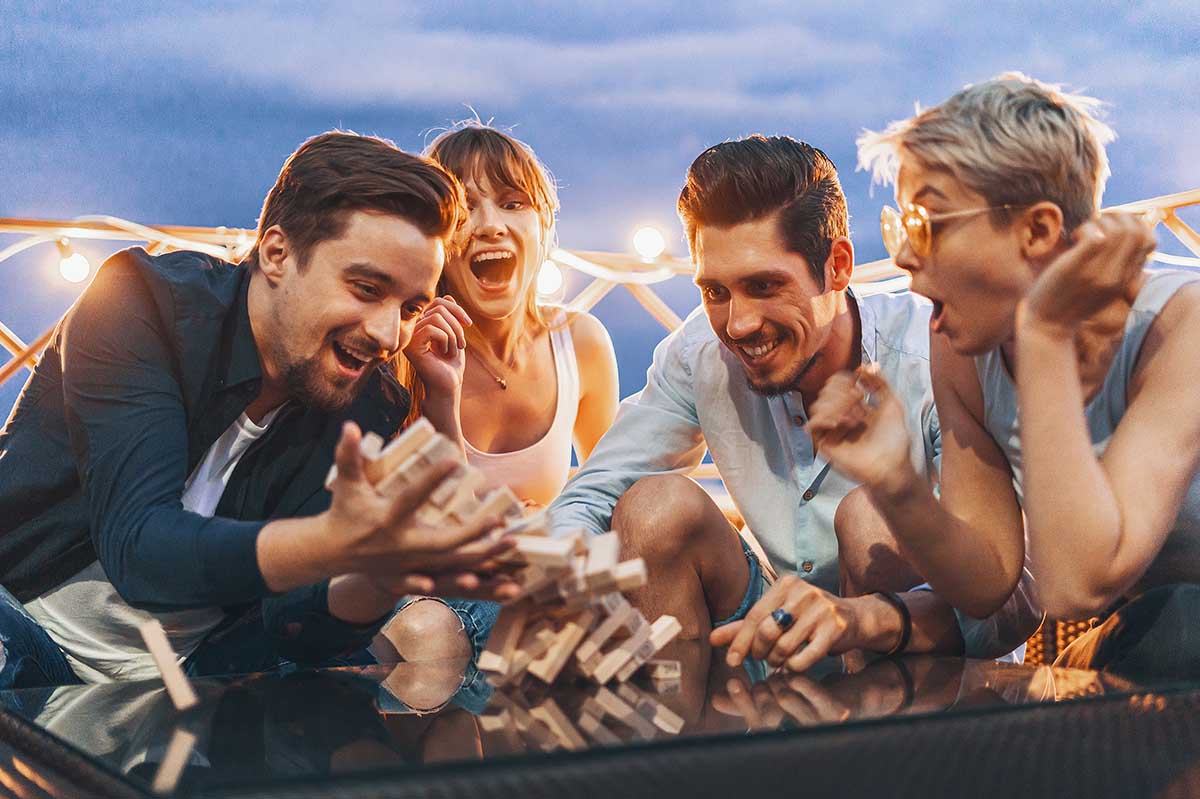 Amazing Games You Can Play With Friends Both Online Offline
