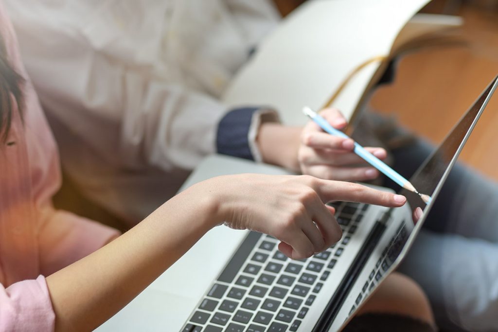 How to Improve English Writing Skills: Ways to Become a Great Writer