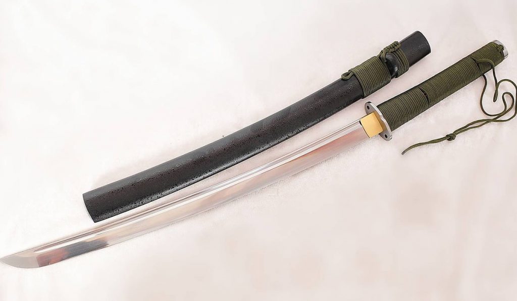 Short Japanese Blades ★ Samurai Warrior Carries a short Japanese Blade