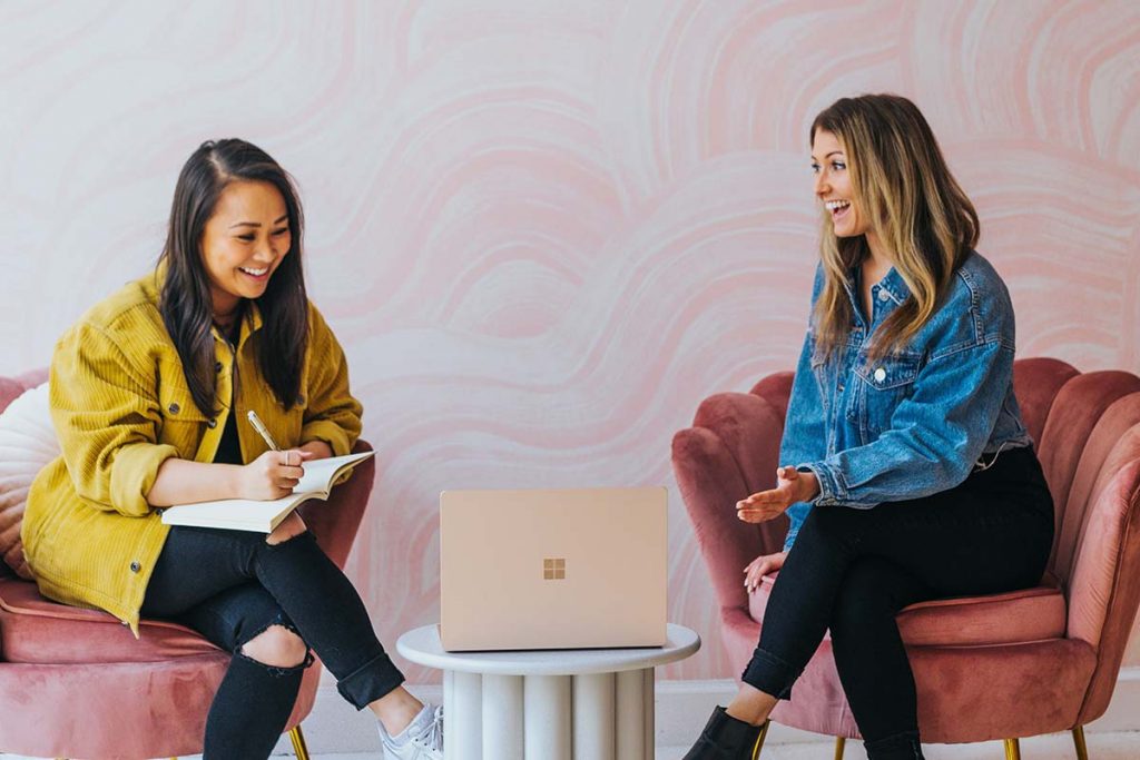 Your “How-To Guide” For Connecting With Your Customers - Internet Vibes