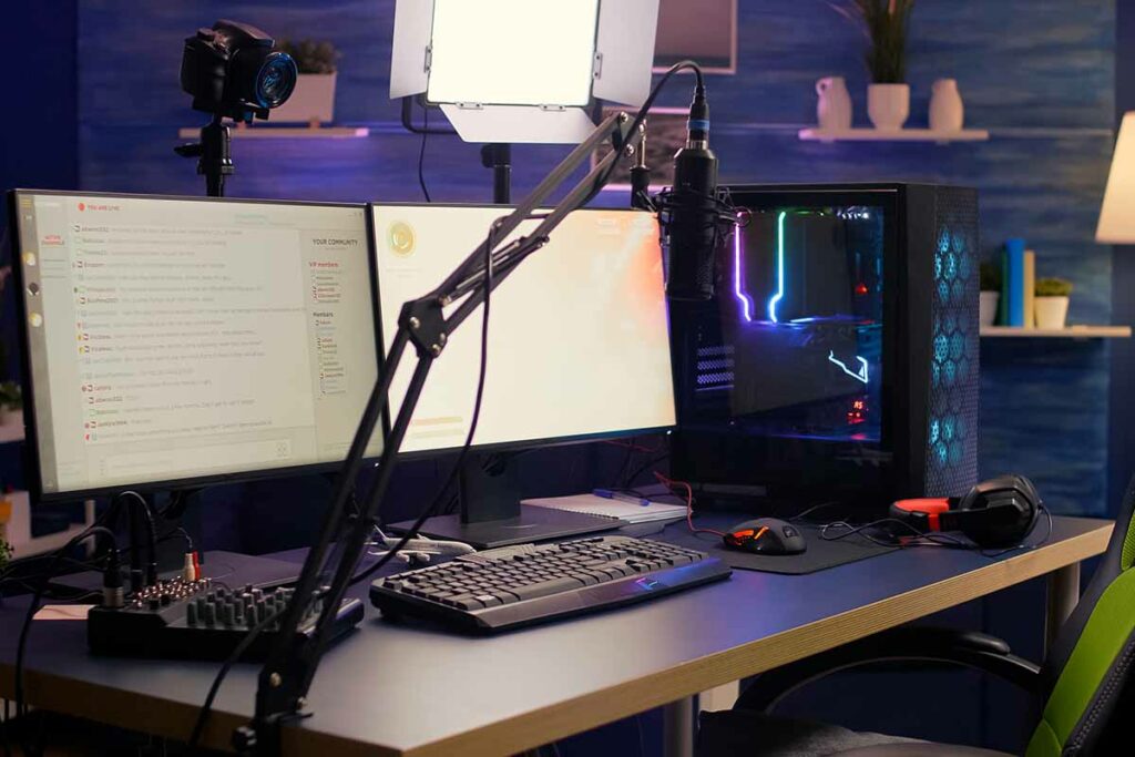 Streaming Equipment 2022: Best IRL Streaming Equipment Guide