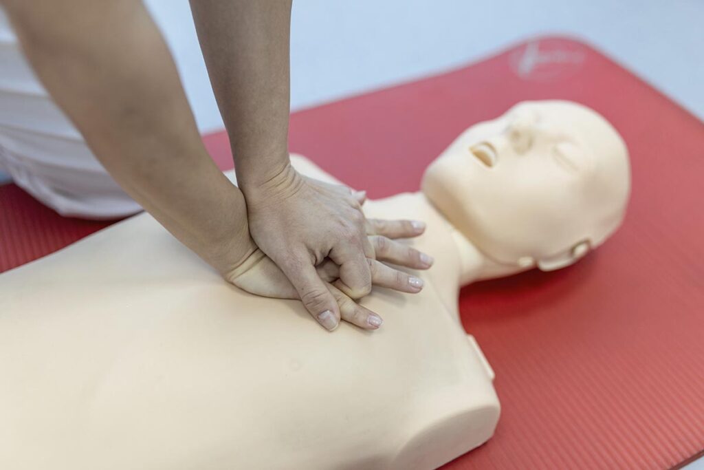 What Is an Extracorporeal Cardiopulmonary Resuscitation?